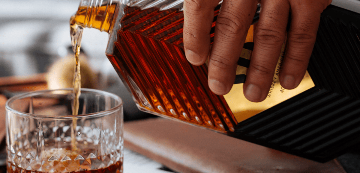 Comment bien Déguster un Whisky ? [GUIDE COMPLET] & Apéritif France