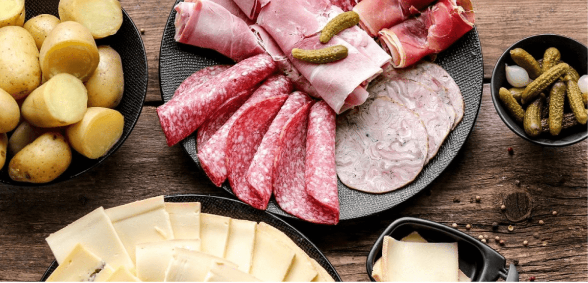 Réussir sa Soirée Raclette [GUIDE COMPLET] & Apéritif France